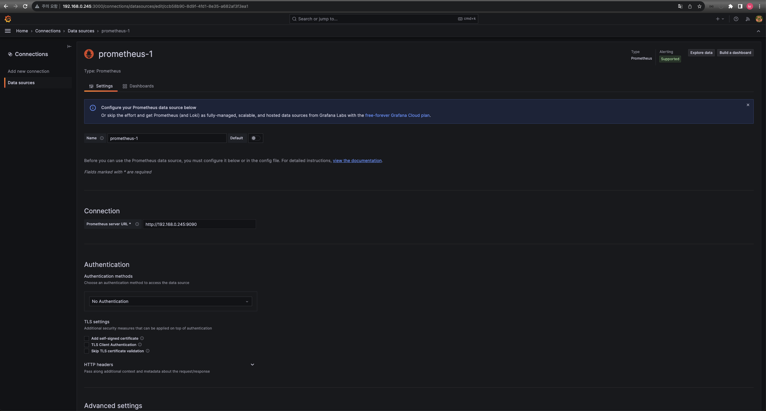 Monitoring Host with Grafana & Prometheus in Docker